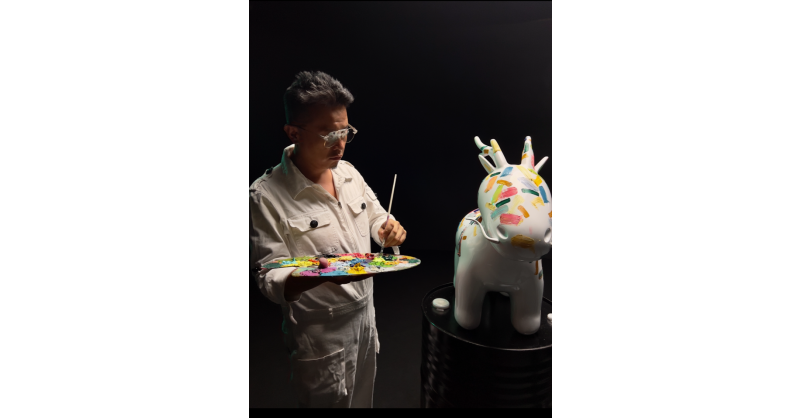 The Famous Crossover Artist Simon Ma Cooperated with Major Charities ...